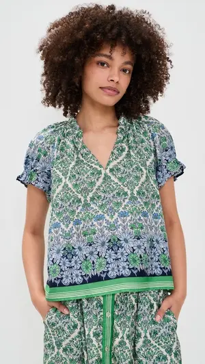 Xirena Aivy Floral Print Short Sleeve Blouse