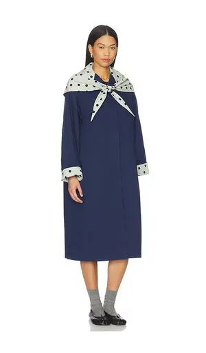 LISA SAYS GAH Olson Trench