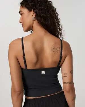 Vuori Pose Support Cami - Black