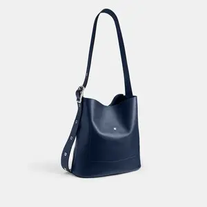 COACH Bleecker Bucket Bag 36 - Navy