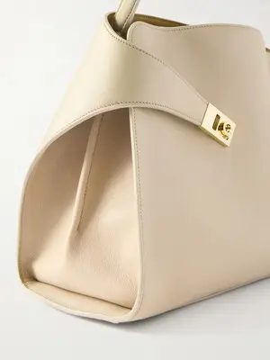 FERRAGAMO Hug Medium Leather Tote - Neutrals