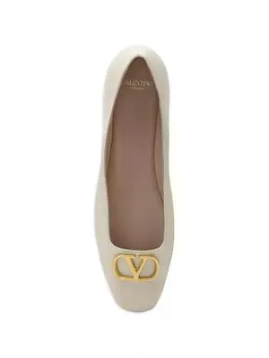 Valentino Garavani Vlogo Signature Leather Ballet Flats - Neutrals