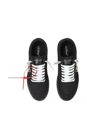 Off-White Vulcanized Low Top Sneakers - Black