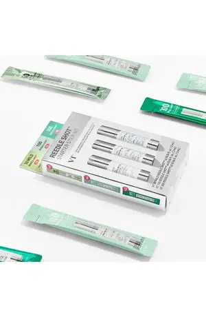VT COSMETICS Reedle Shot Starter Stick Kit - Silver