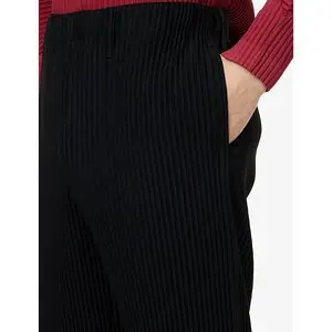 Issey Miyake Tailored Straight-leg Knit Trousers - Black
