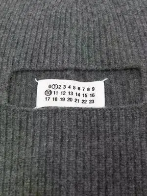 MAISON MARGIELA Label Balaclava