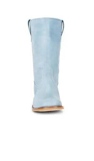 DICO COPENHAGEN Julia Gaucho Boot - Light Blue