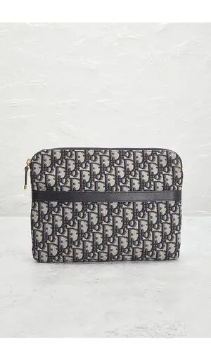 Undefined Dior Diorissimo Clutch