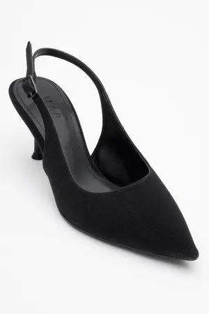 PROLOGUE SHOES Caisa Slingback Pumps - Black