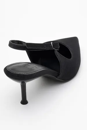 PROLOGUE SHOES Caisa Slingback Pumps - Black