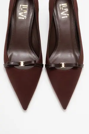 PROLOGUE SHOES Pointed Toe Pump With Bow Detailing - Brown