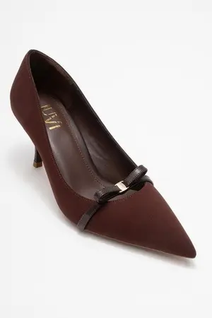 PROLOGUE SHOES Pointed Toe Pump With Bow Detailing - Brown