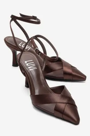 PROLOGUE SHOES Estela Stiletto Pump - Brown