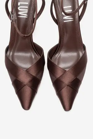 PROLOGUE SHOES Estela Stiletto Pump - Brown
