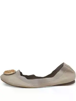 Tory Burch Beige Leather Ballet Flats With Logo Plaque