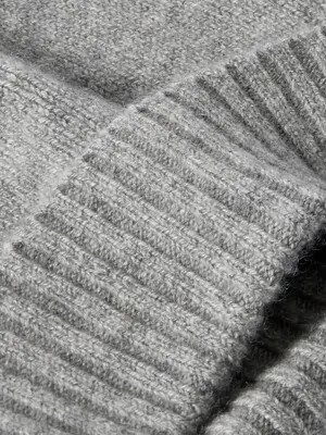 ALLUDE Cashmere Scarf, Beanie, And Gloves Set