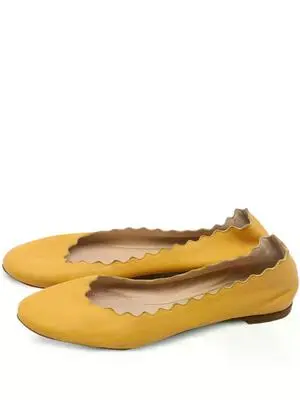 Chloé Round Toe Ballet Flats With Scalloped Trim