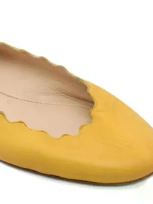 Chloé Round Toe Ballet Flats With Scalloped Trim