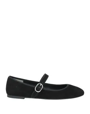 STUART WEITZMAN Leather Ballet Flats