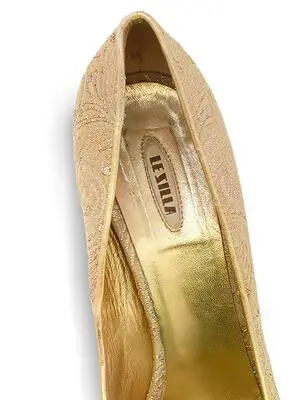 LE SILLA Brocade Pumps With Crystal Embellished Bow