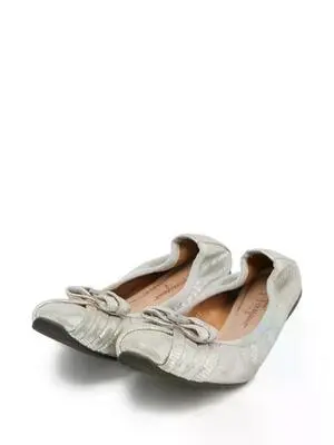 FERRAGAMO Vara Bow Ballet Flats