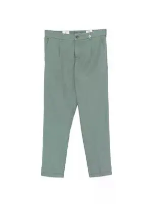MYTHS Pleated Trousers