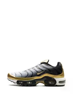 Nike Air Max Plus Sneakers - White