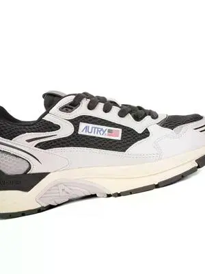 AUTRY Lace-up Flat Sneakers - Black