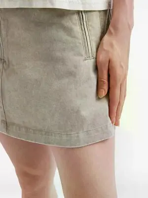Izzue Logo-patch Shorts - Neutrals