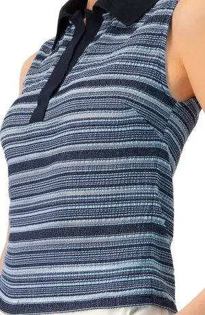 IVONNE Sleeveless Knitted Polo With Classic Collar