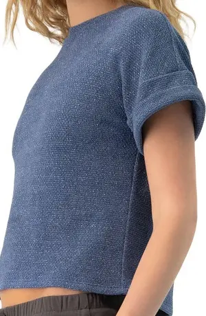 IVONNE Straight Knit Crew Neck Blouse