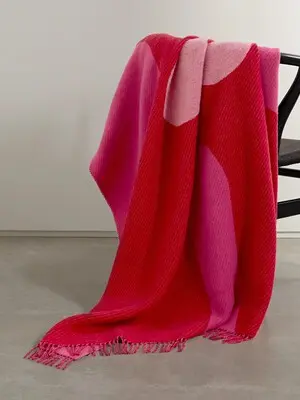 Raawii Pillow, Throws & Blankets