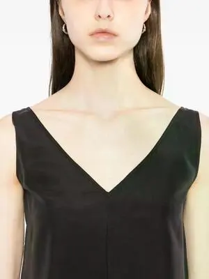 YEAREAST V-neck Sleeveless Top