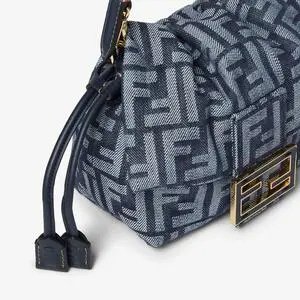 Fendi Mamma Baguette Small