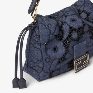 Fendi Mamma Baguette Medium