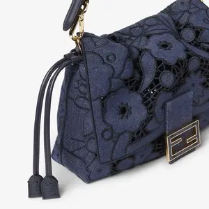 Fendi Mamma Baguette Medium