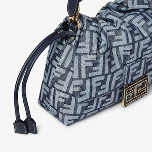 Fendi Mamma Baguette Medium