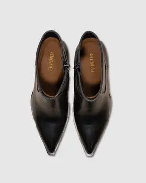 MI/MAI Georgia Pointed Toe Low Boots