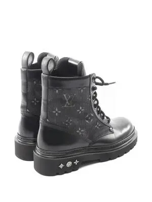 LOUIS VUITTON 2022 Ranger Monogram Leather Boots