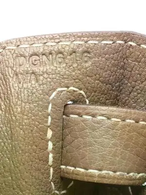 Hermès 2019 Calf Leather Handbag - Brown