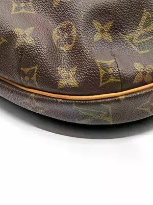 LOUIS VUITTON 2002 Mm Croissant Monogram Shoulder Bag