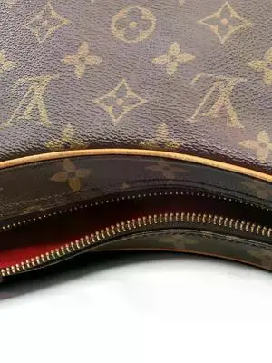 LOUIS VUITTON 2002 Mm Croissant Monogram Shoulder Bag