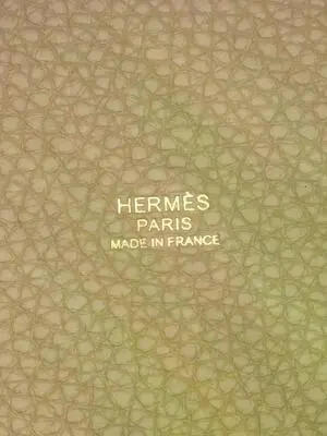 Hermès 2025 Leather Lock Handbag - Neutrals