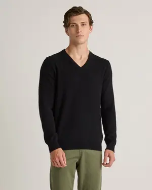 Quince Mongolian Cashmere V-neck Sweater - Black