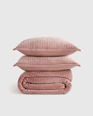 Quince European Linen Quilt Rose