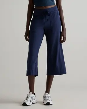Quince Wide Leg Fleece Capri Sweatpants - Navy