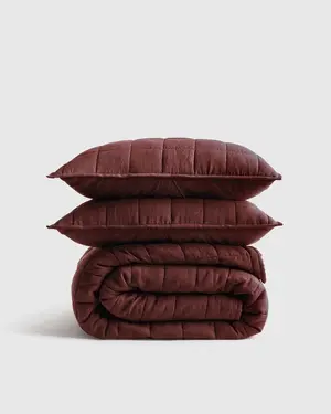 Quince European Linen Box Quilt Set, Size Full/queen Burgundy
