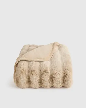 Quince Ruched Faux Fur Throw Latte
