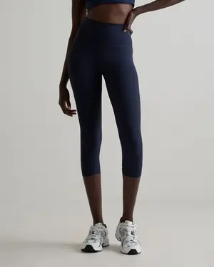 Quince Ultra-form High-rise Capri - Deep Navy