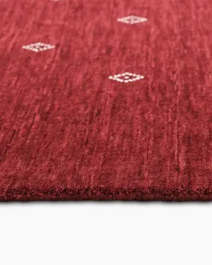 Quince Dakota Hand-loomed Wool Rug - Red